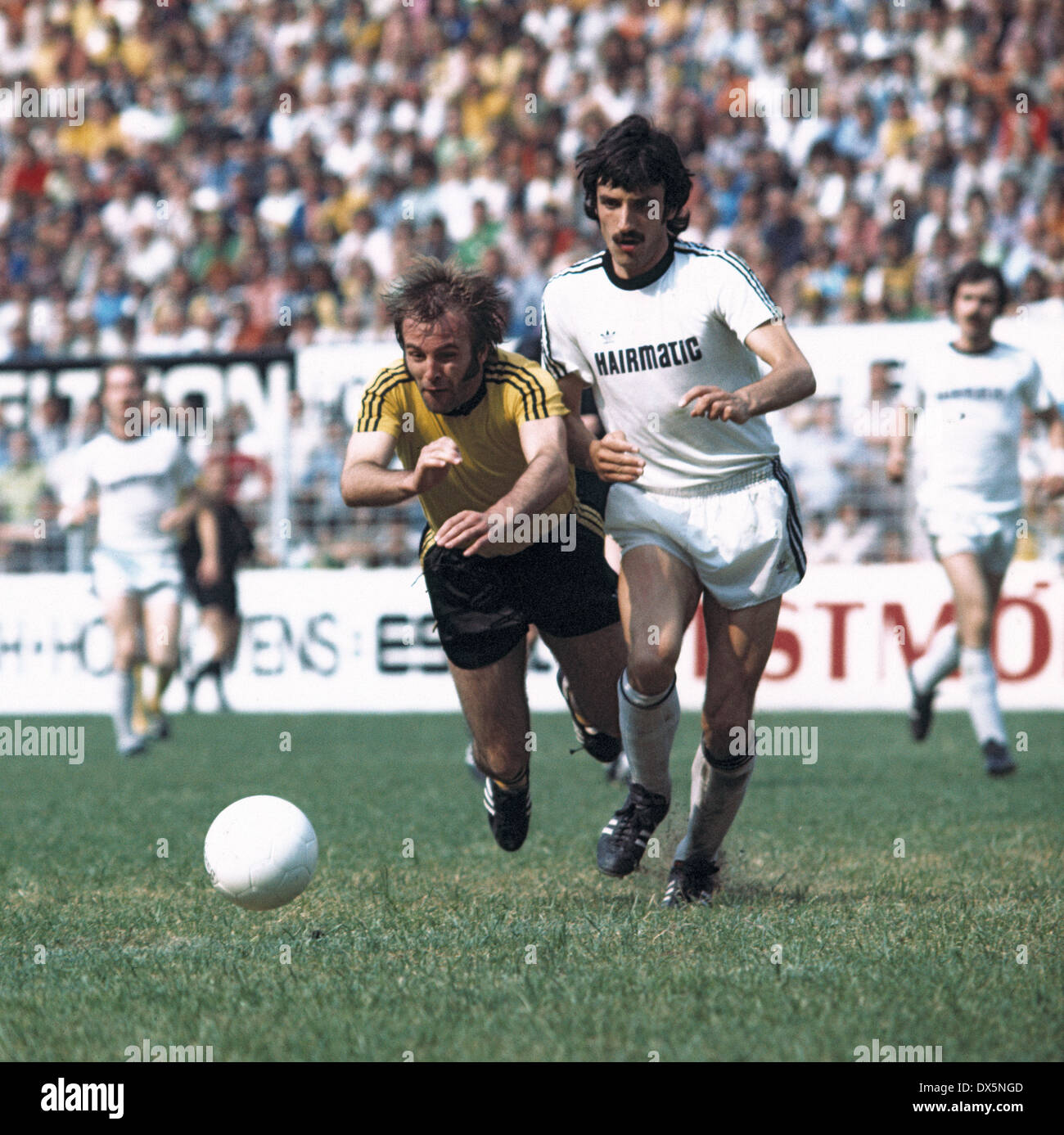 Westfalenstadion Dortmund 1970s Stockfotos und -bilder Kaufen - Seite 2 ...