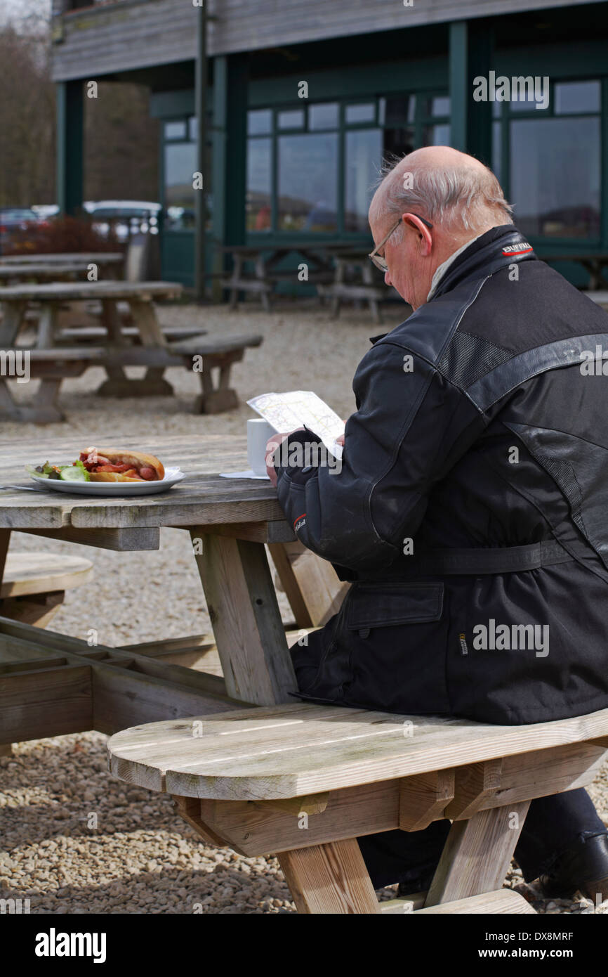 Compton abbas flugplatz restaurant -Fotos und -Bildmaterial in hoher ...