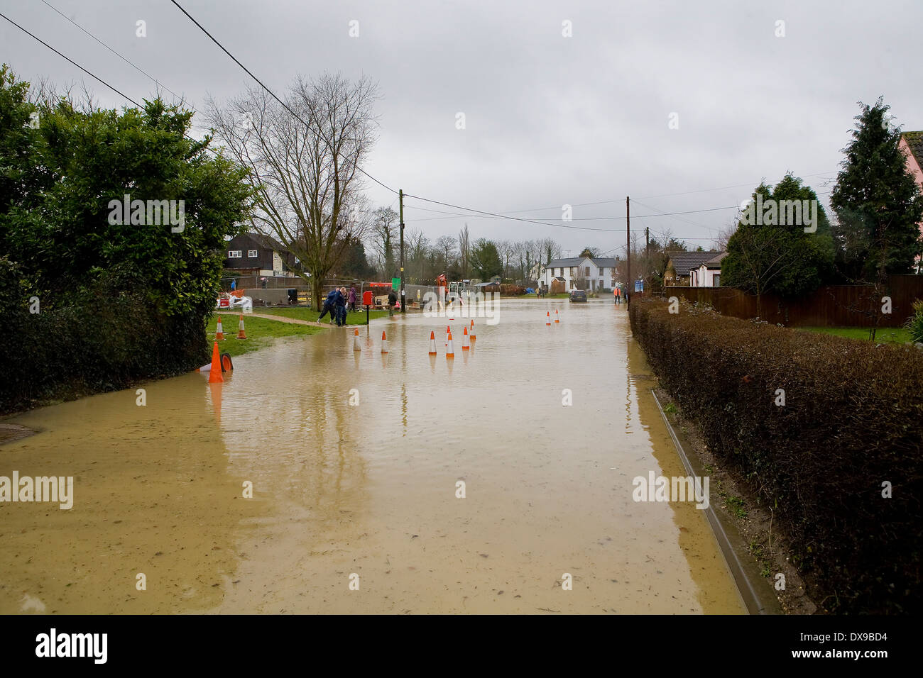 überflutetes dorf -Fotos und -Bildmaterial in hoher Auflösung – Alamy