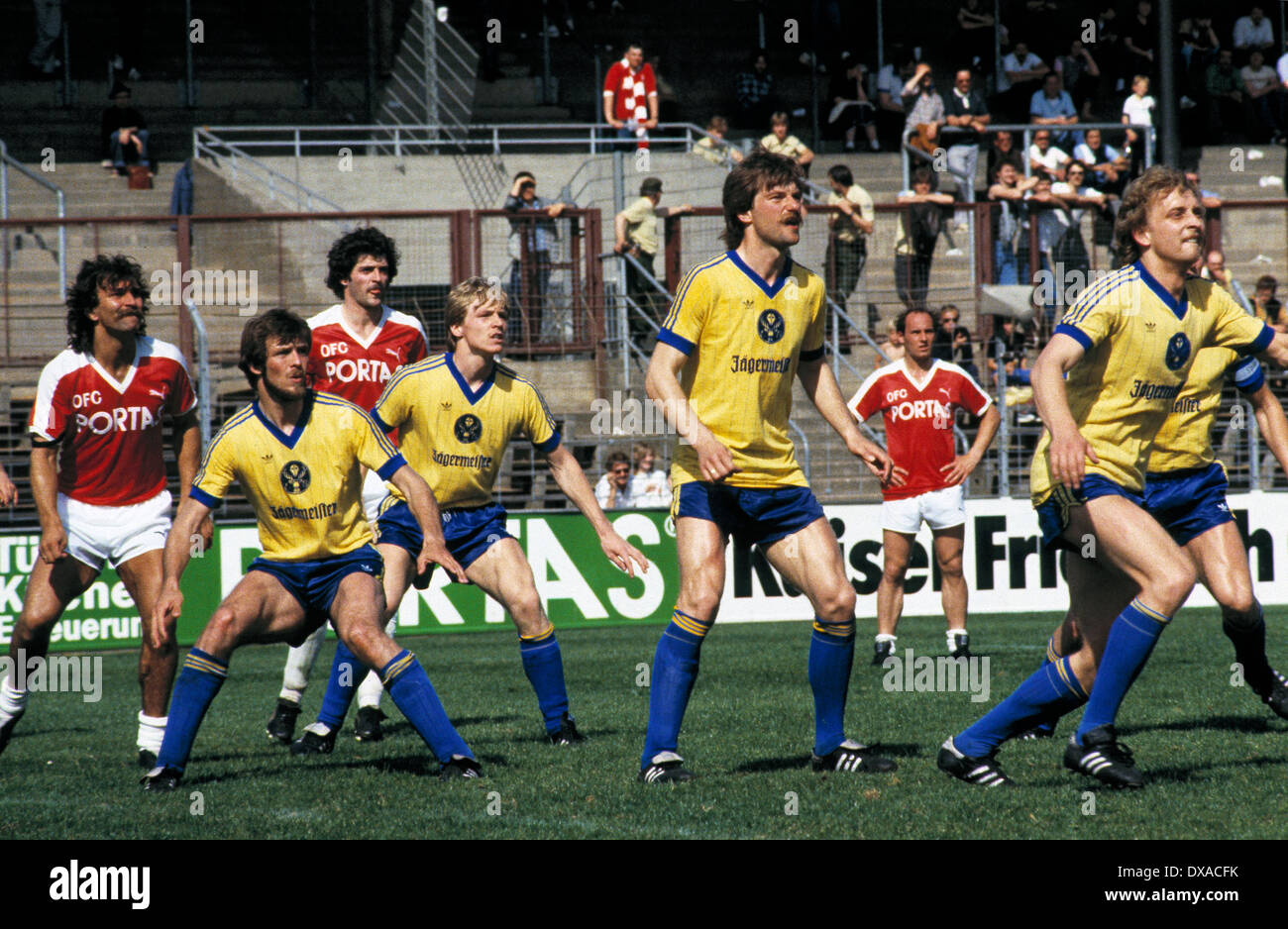 Fußball, Bundesliga, 1983/1984, Stadion Bieberer Berg, Kickers ...