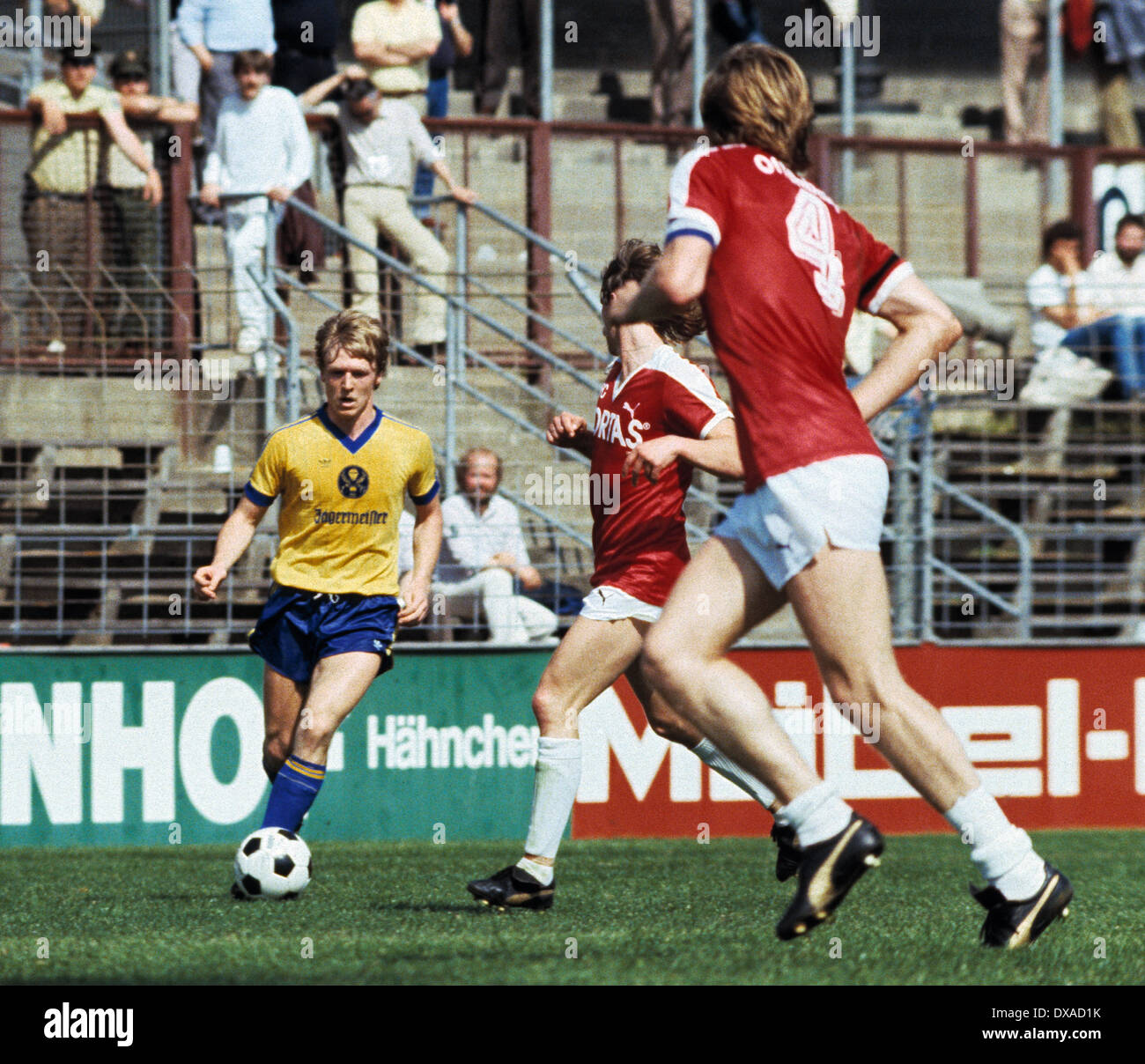 Fußball, Bundesliga, 1983/1984, Stadion Bieberer Berg, Kickers ...