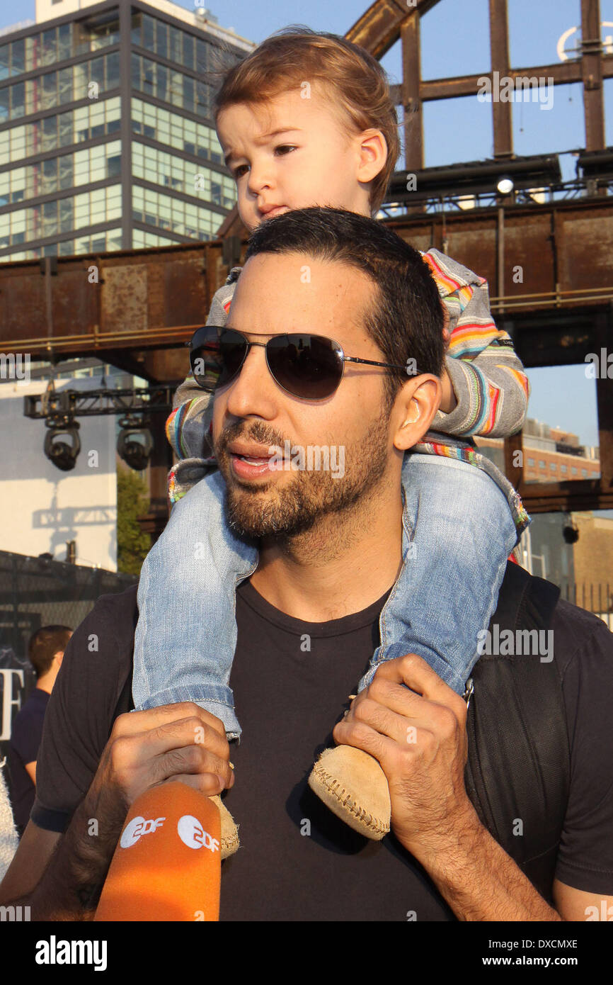 David blaine and dessa blaine -Fotos und -Bildmaterial in hoher ...