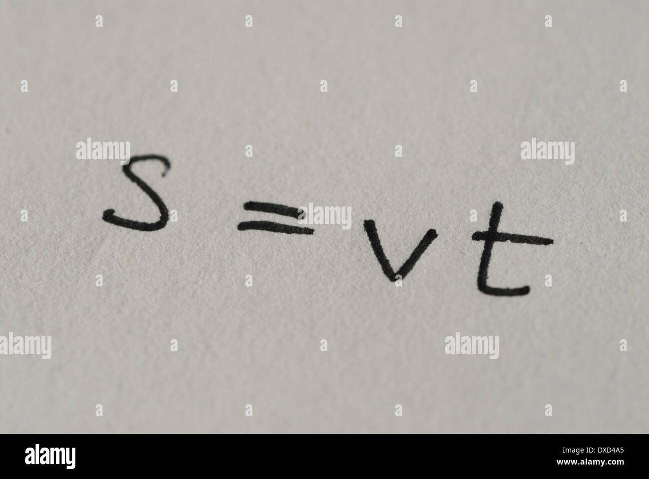 Physics formula -Fotos und -Bildmaterial in hoher Auflösung – Alamy