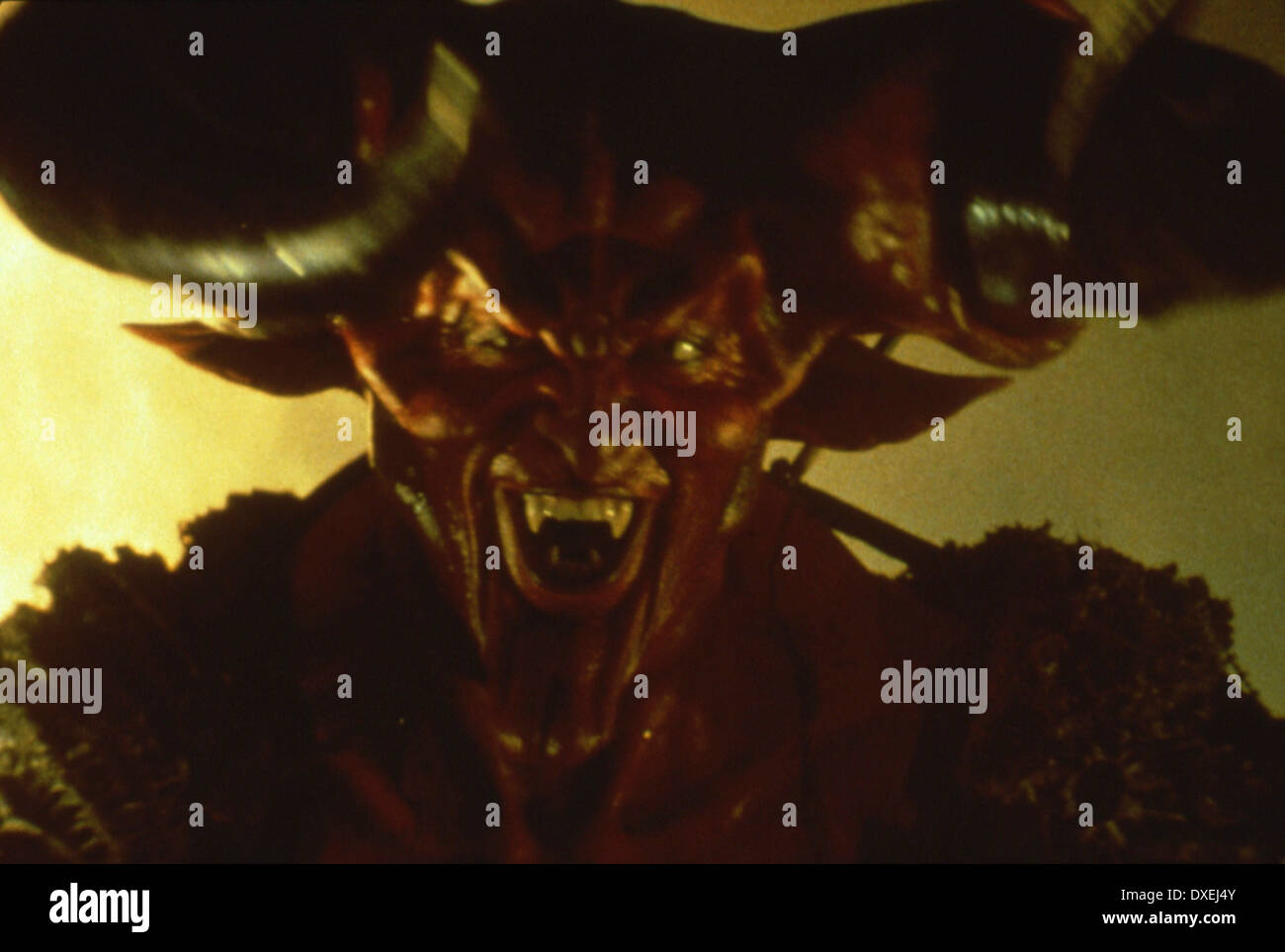 Tim curry legend -Fotos und -Bildmaterial in hoher Auflösung – Alamy