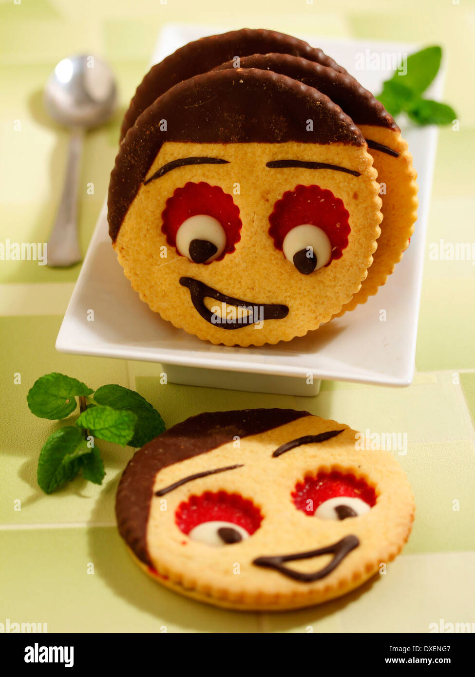 Lustige kekse -Fotos und -Bildmaterial in hoher Auflösung – Alamy