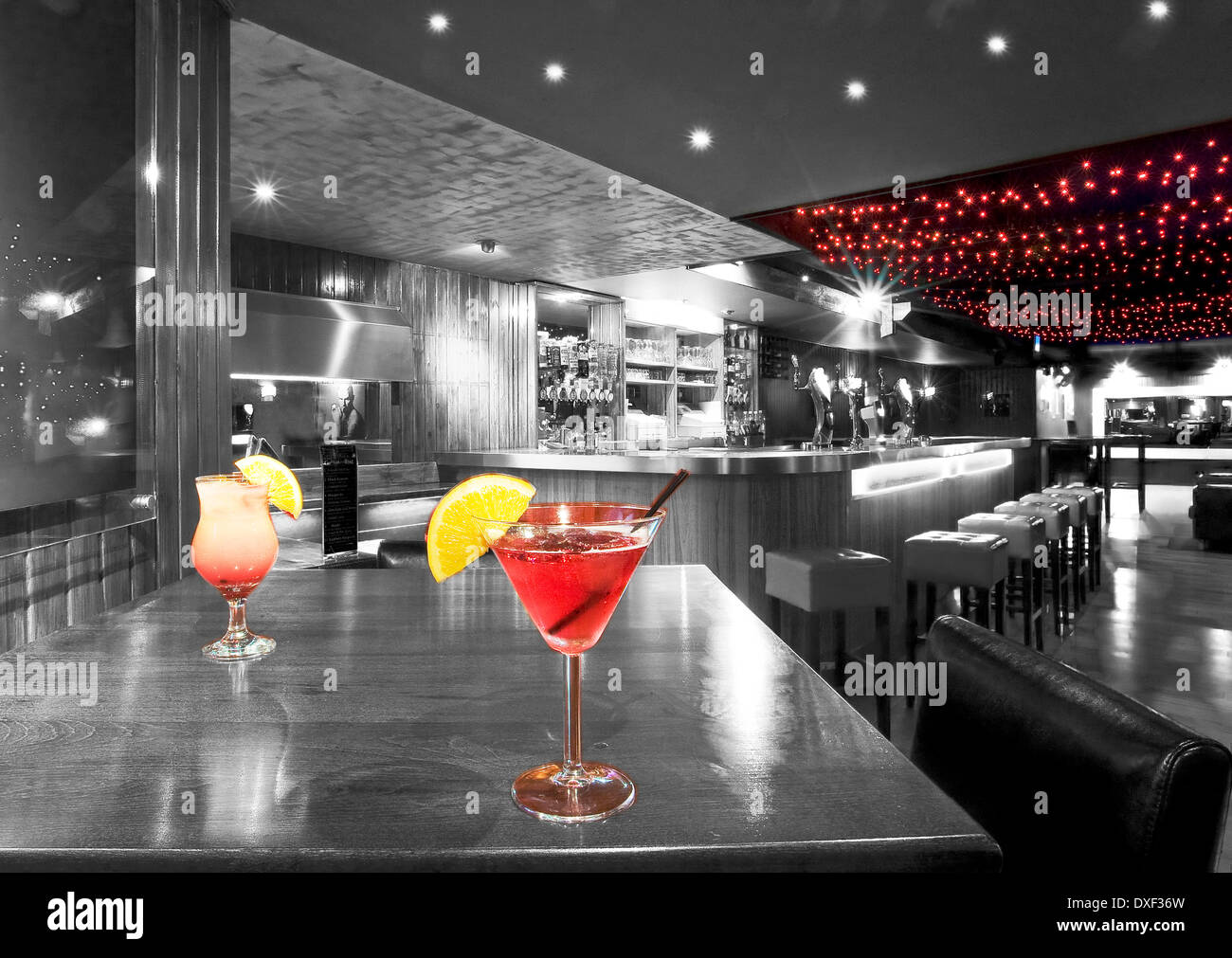 Retro bar -Fotos und -Bildmaterial in hoher Auflösung – Alamy