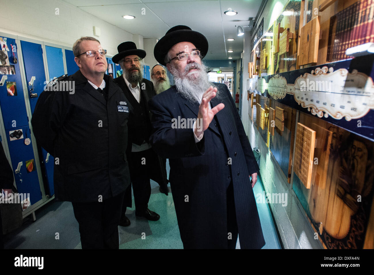 Abraham pinter -Fotos und -Bildmaterial in hoher Auflösung – Alamy