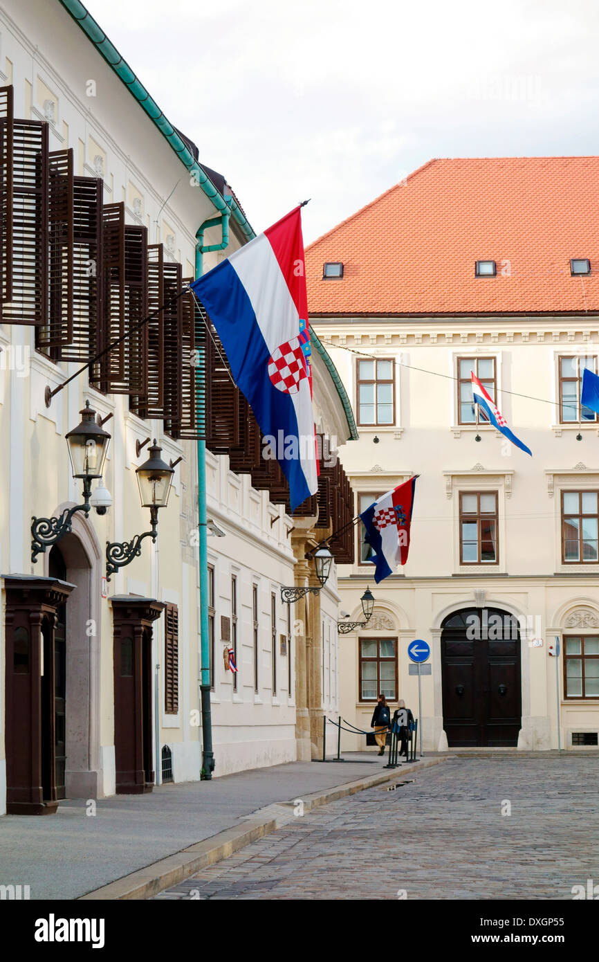 Banski platz -Fotos und -Bildmaterial in hoher Auflösung – Alamy