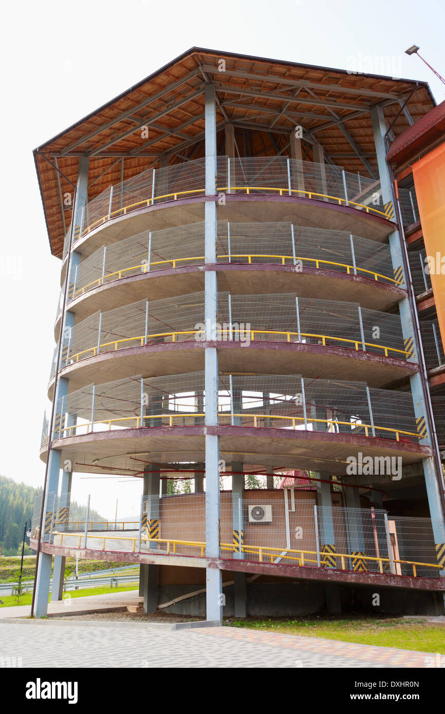 Parkhaus architektur -Fotos und -Bildmaterial in hoher Auflösung ...