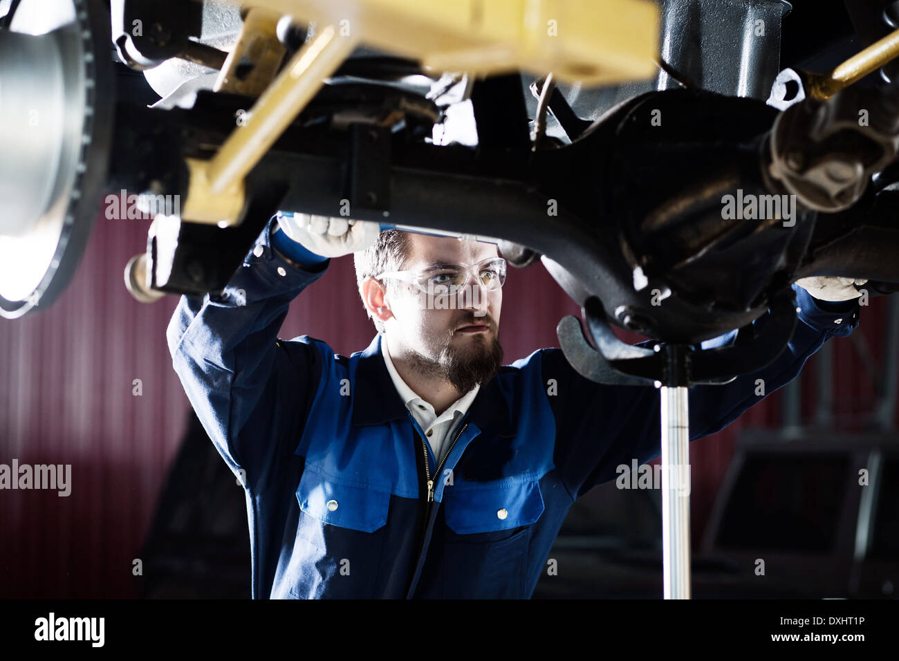 Kfz Mechanikerin Stockfotos und -bilder Kaufen - Alamy