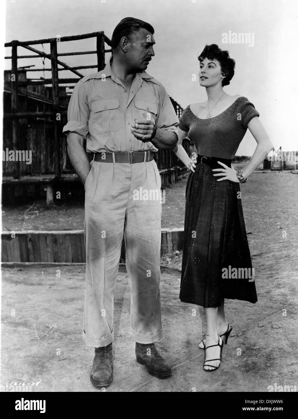 Ava gardner mogambo 1953 -Fotos und -Bildmaterial in hoher Auflösung ...