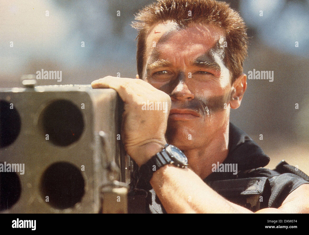 Arnold schwarzenegger commando 1985 -Fotos und -Bildmaterial in hoher ...