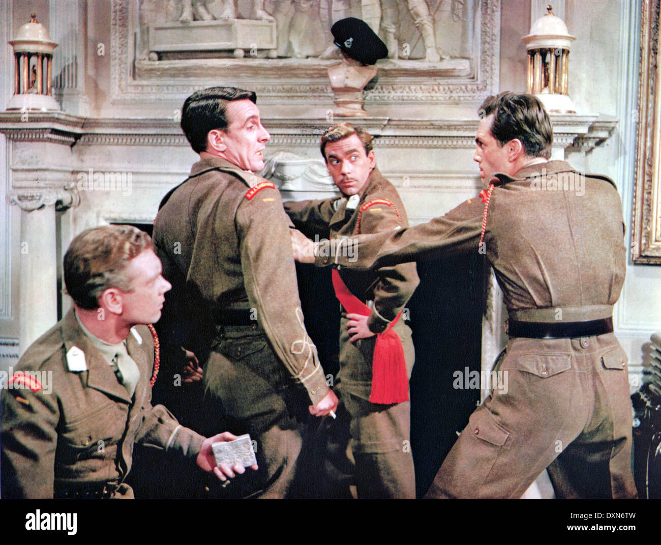 Robert stephens -Fotos und -Bildmaterial in hoher Auflösung – Alamy