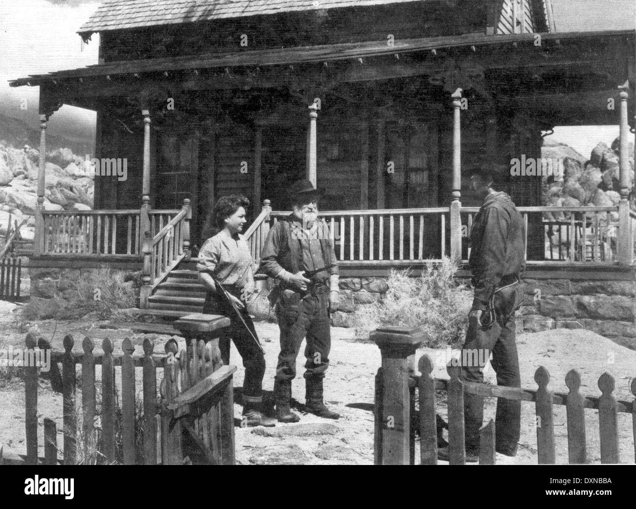 Gelber himmel 1948 james barton -Fotos und -Bildmaterial in hoher ...