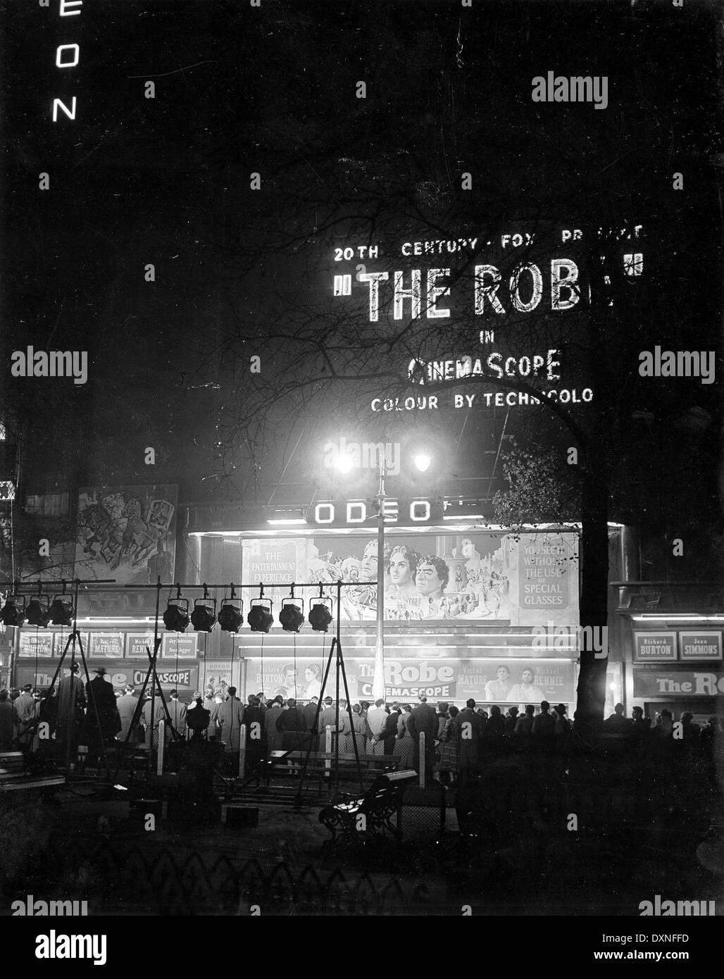 Die robe premiere -Fotos und -Bildmaterial in hoher Auflösung – Alamy