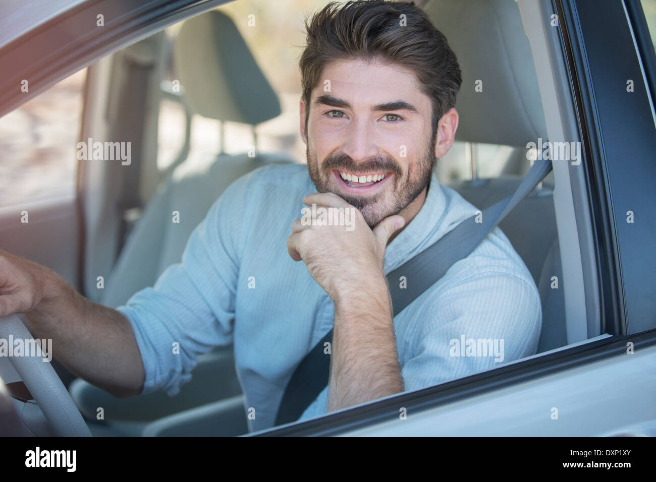 Autofahren freude -Fotos und -Bildmaterial in hoher Auflösung – Alamy