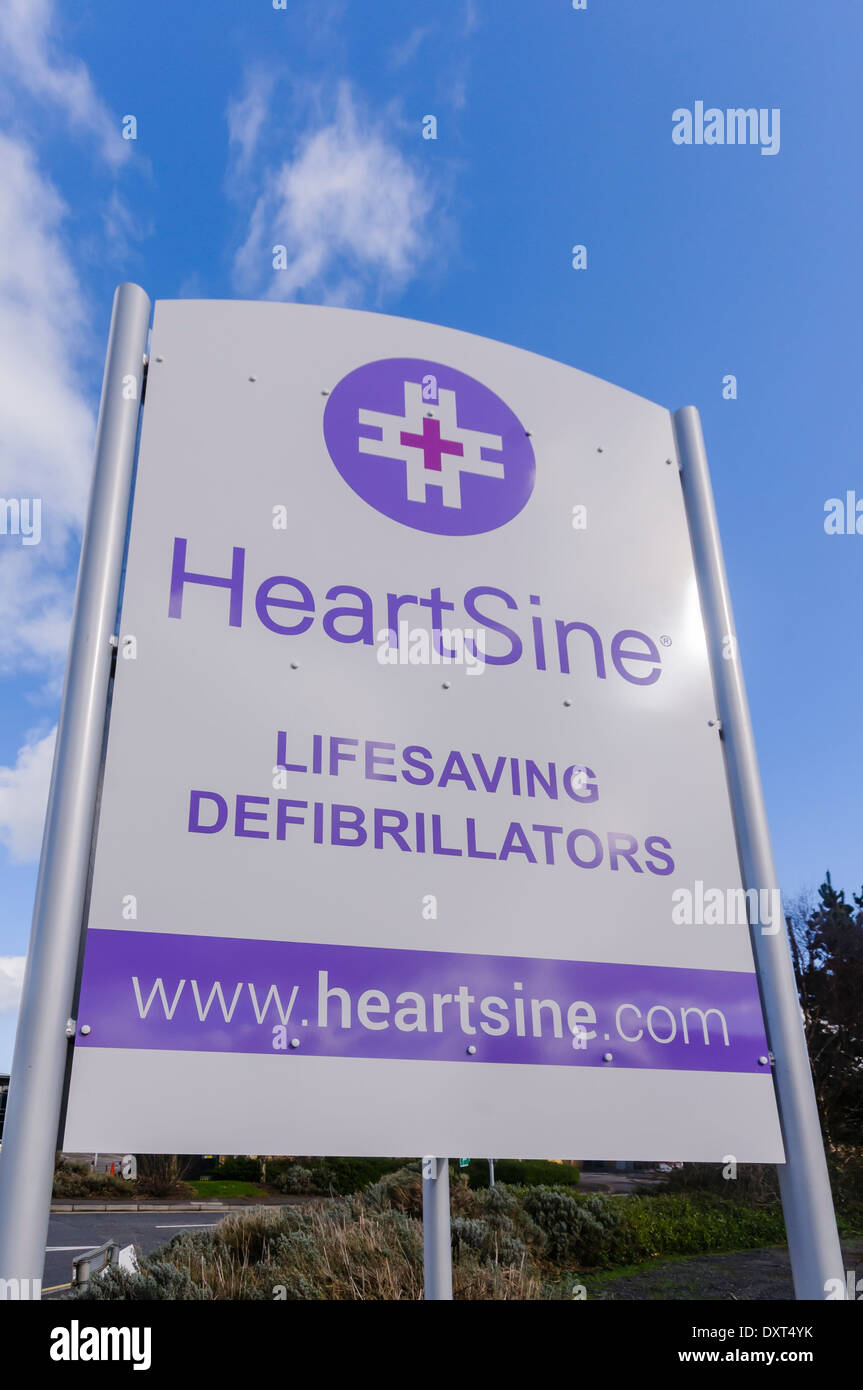 Automatische externe defibrillatoren -Fotos und -Bildmaterial in hoher Auflösung – Alamy