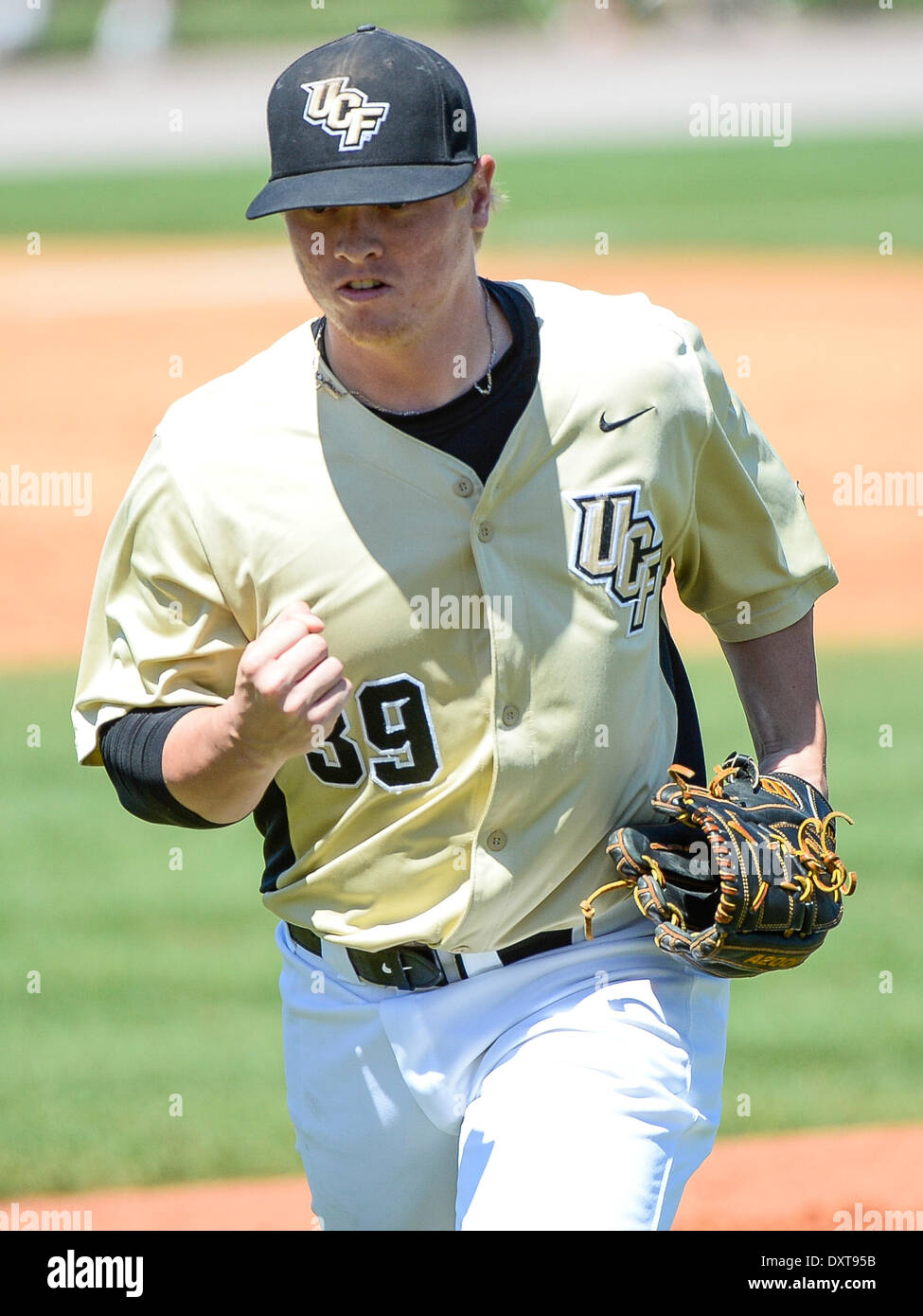 30. März 2014 - Orlando, FL, USA: UCF Krug, wie Zach Rodgers (39 ...