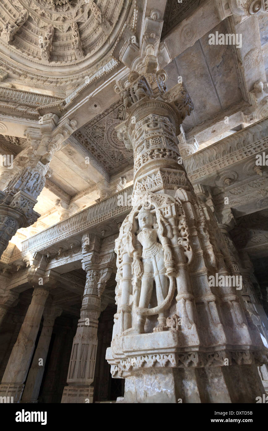 Jain tempel, der ranakpur schnitzt -Fotos und -Bildmaterial in hoher ...