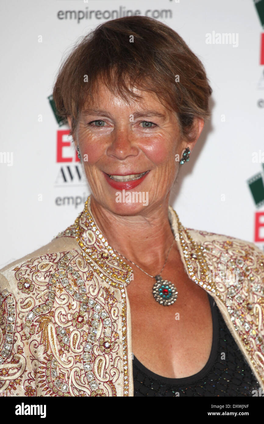 Celia imrie -Fotos und -Bildmaterial in hoher Auflösung – Alamy