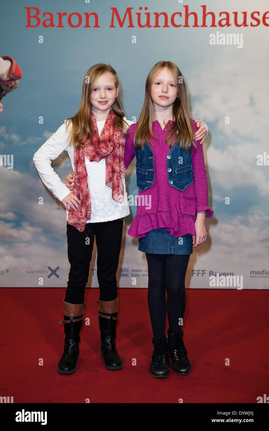 Isabelle und Helen Ottmann Förderung der ARD Fernsehserie 'Baron ...