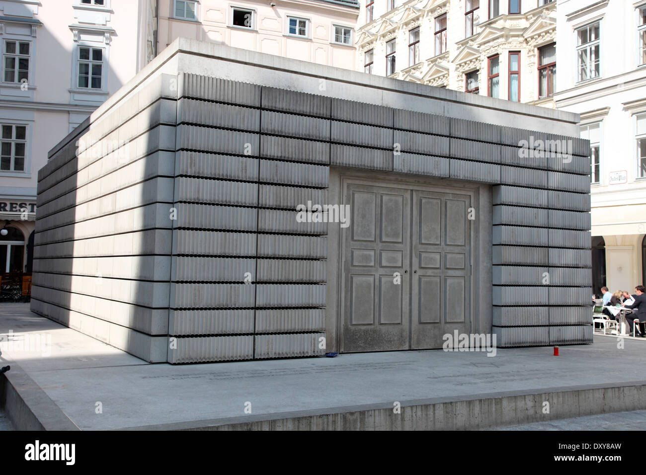 Holocaust 2000 -Fotos und -Bildmaterial in hoher Auflösung – Alamy