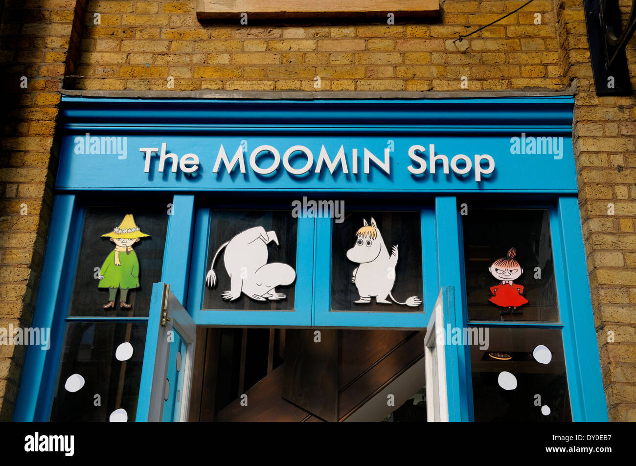 Moomin shop covent garden -Fotos und -Bildmaterial in hoher Auflösung ...