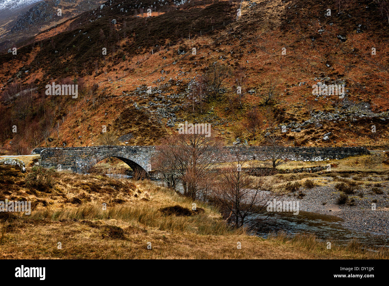 Shiel bridge -Fotos und -Bildmaterial in hoher Auflösung – Alamy