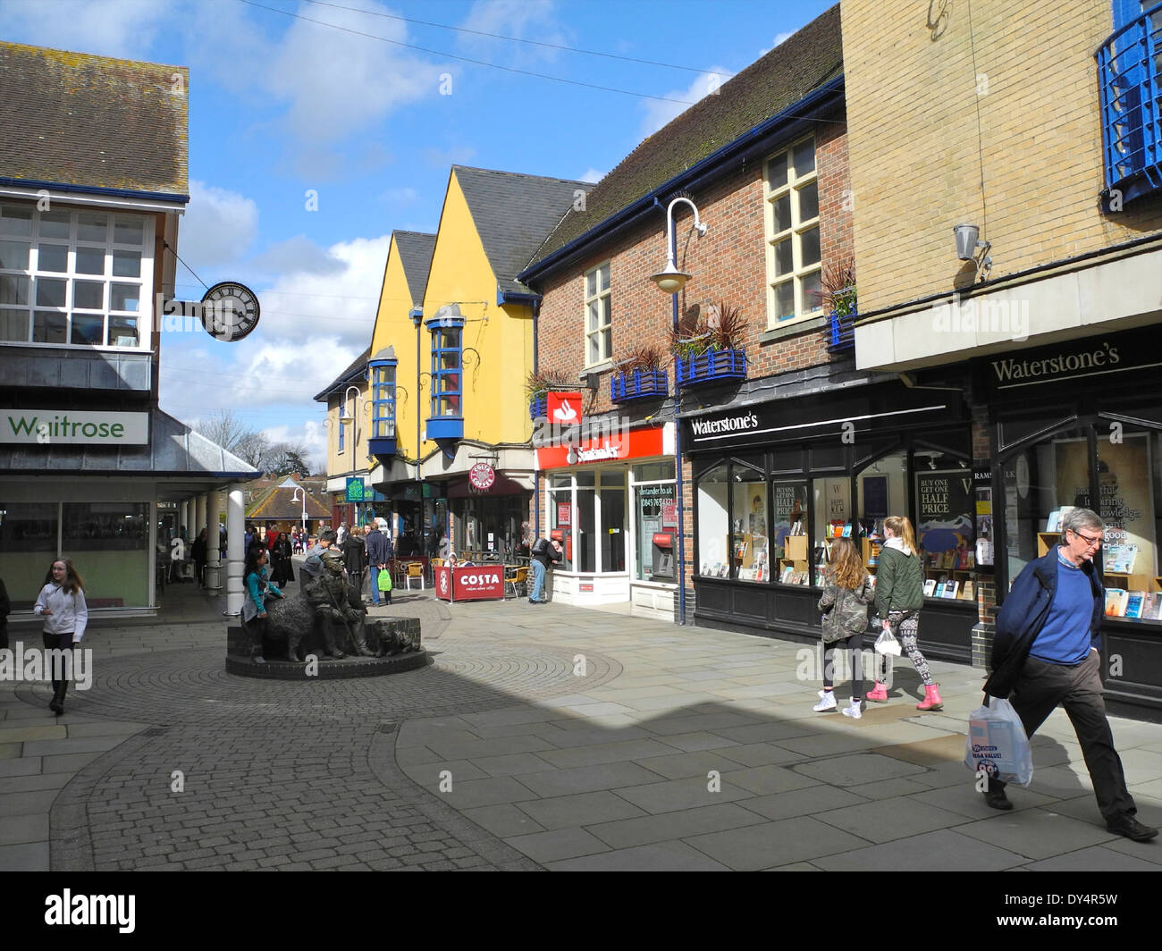 Einkaufszentrum petersfield -Fotos und -Bildmaterial in hoher Auflösung ...