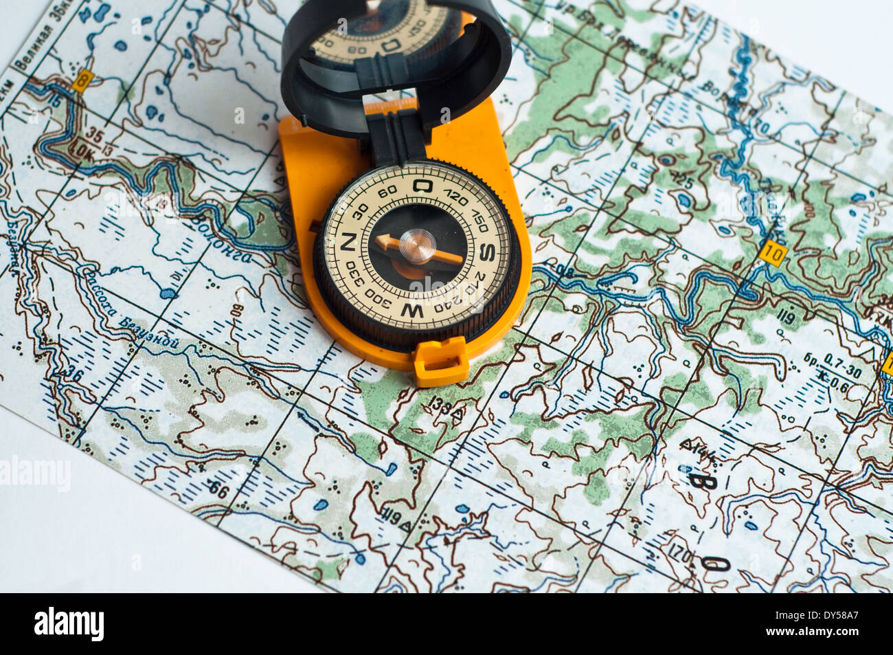 Kompass symbole -Fotos und -Bildmaterial in hoher Auflösung – Alamy
