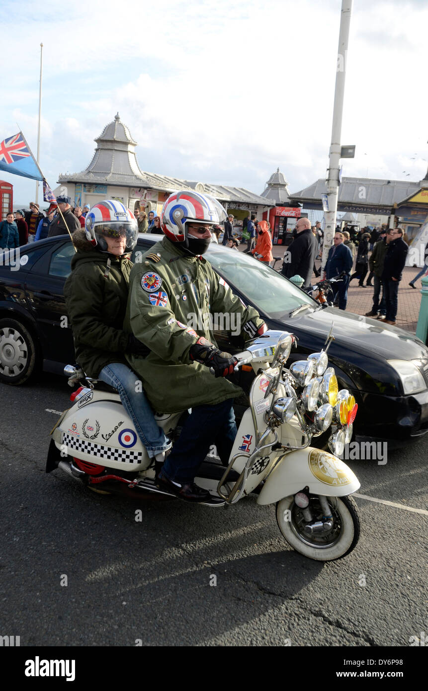 Mods scooters brighton england -Fotos und -Bildmaterial in hoher ...