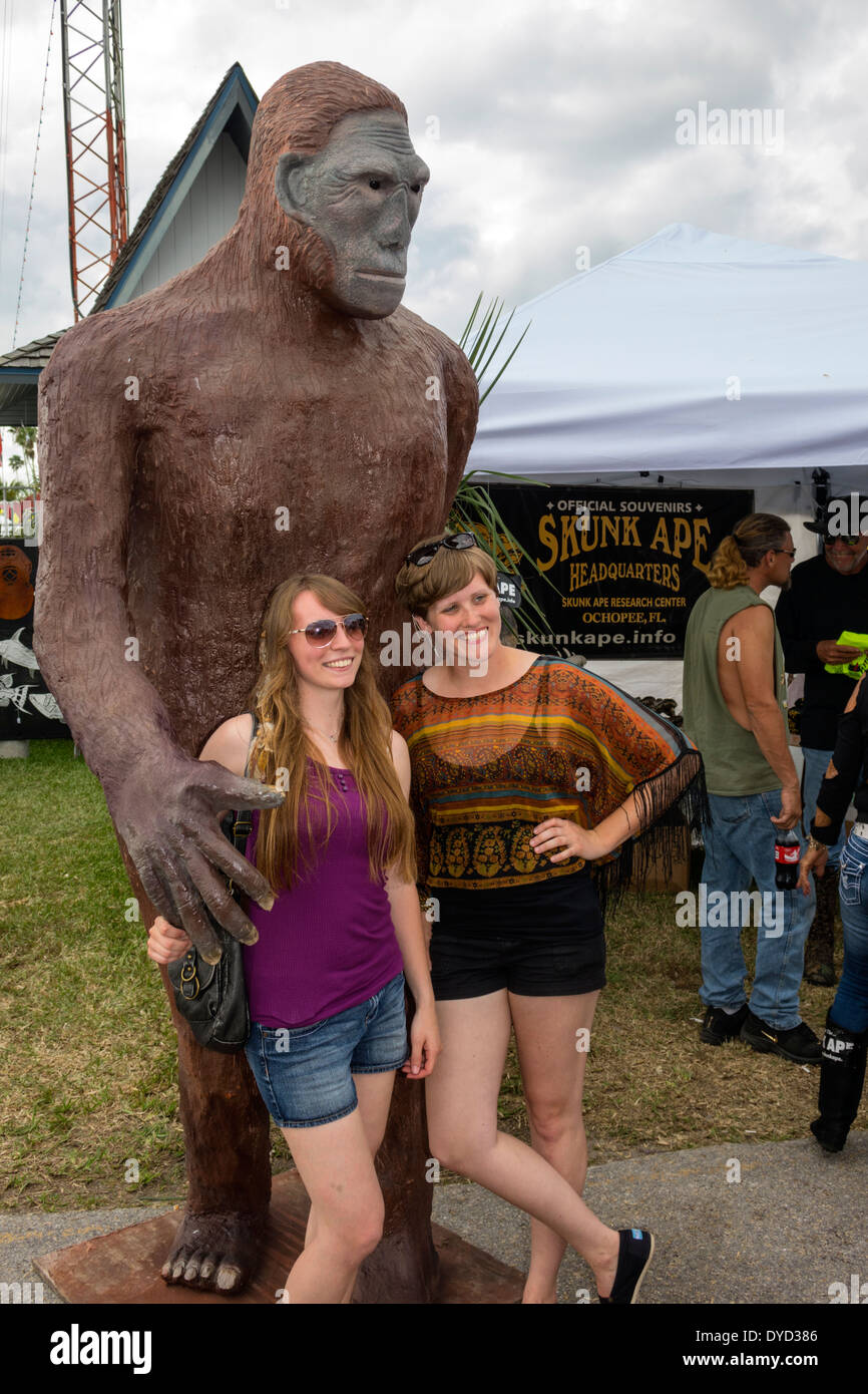 Florida bigfoot -Fotos und -Bildmaterial in hoher Auflösung – Alamy
