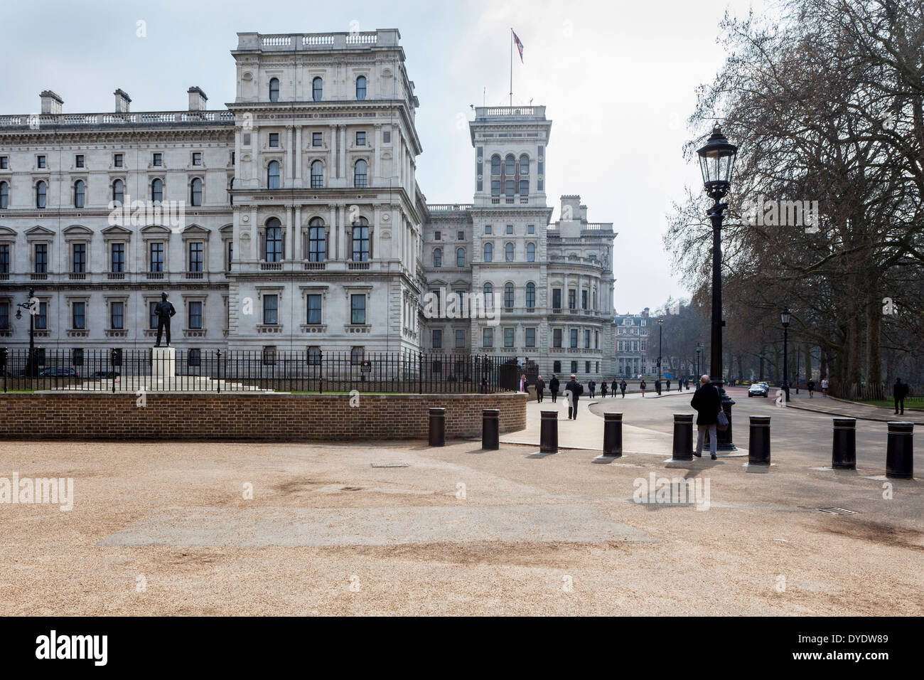 Statue des earl mountbatten -Fotos und -Bildmaterial in hoher Auflösung ...