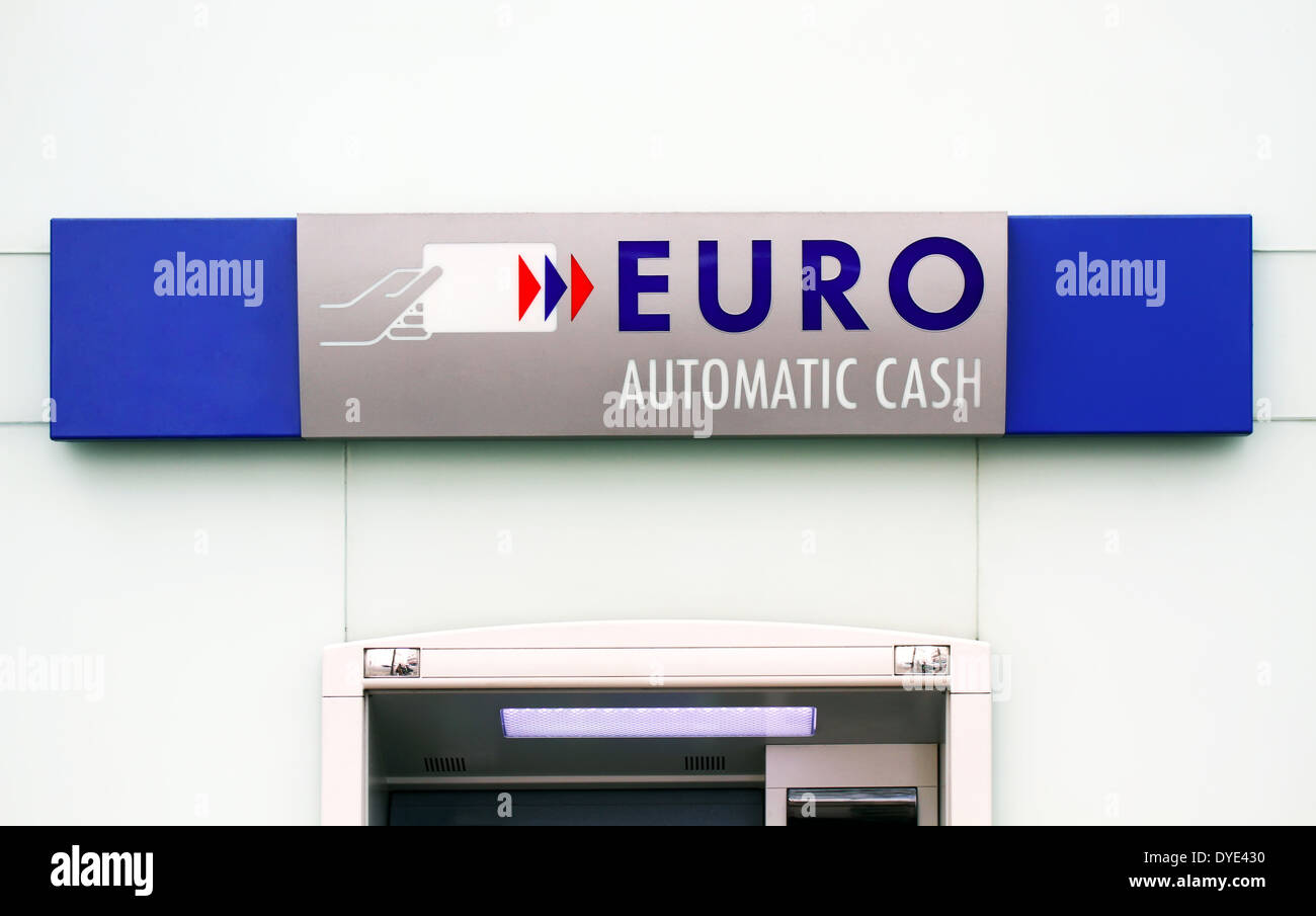 Bancomat zeichen -Fotos und -Bildmaterial in hoher Auflösung – Alamy
