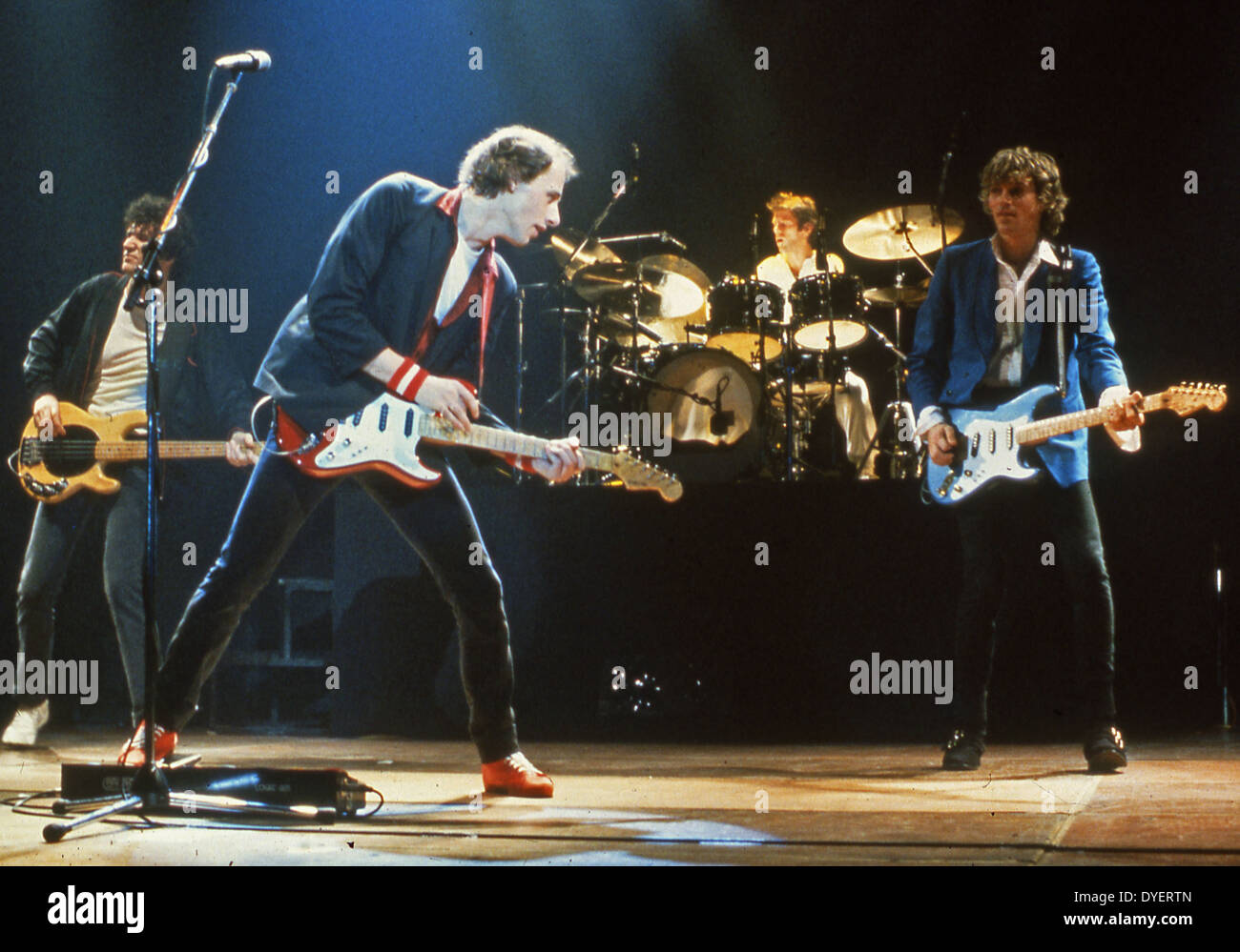 Dire straits rockband -Fotos und -Bildmaterial in hoher Auflösung – Alamy