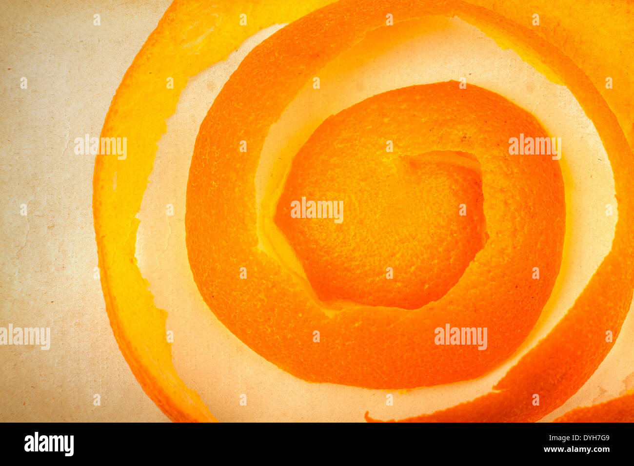 Orang schale -Fotos und -Bildmaterial in hoher Auflösung – Alamy