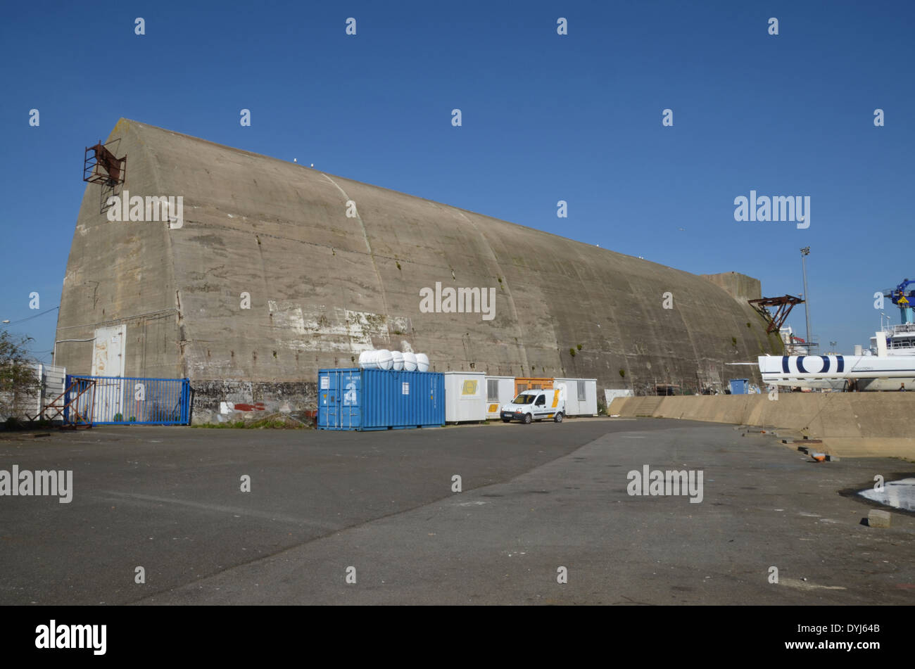 WW2: Reste der deutschen Atlantikwall in der Bretagne. Eine ...
