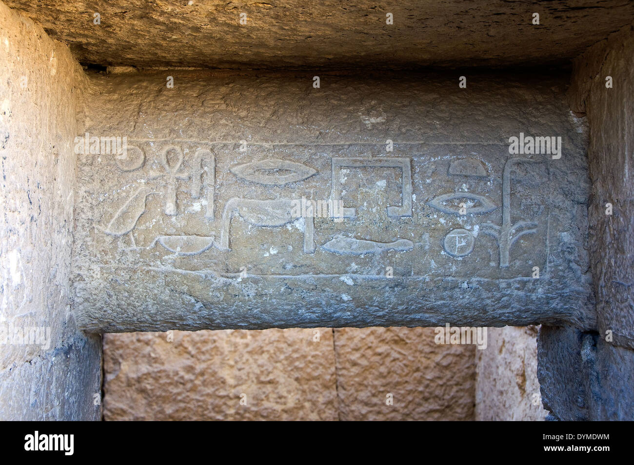 Cheops pyramid entrance -Fotos und -Bildmaterial in hoher Auflösung – Alamy