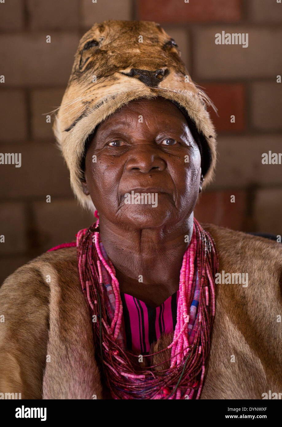 Ovambo Women Stockfotos und -bilder Kaufen - Alamy