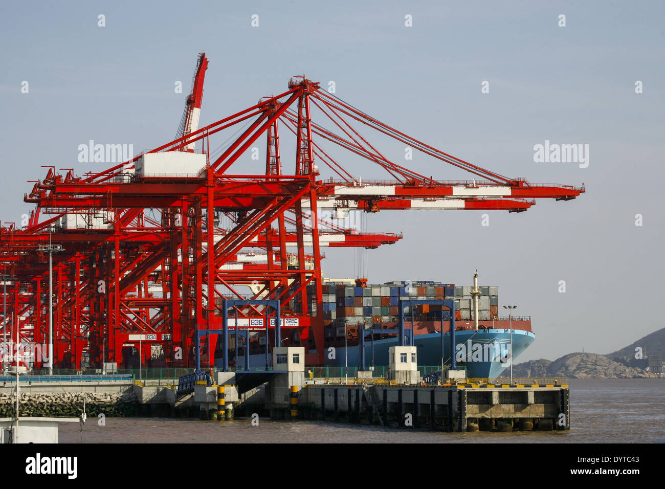 Schiff und anker -Fotos und -Bildmaterial in hoher Auflösung – Alamy