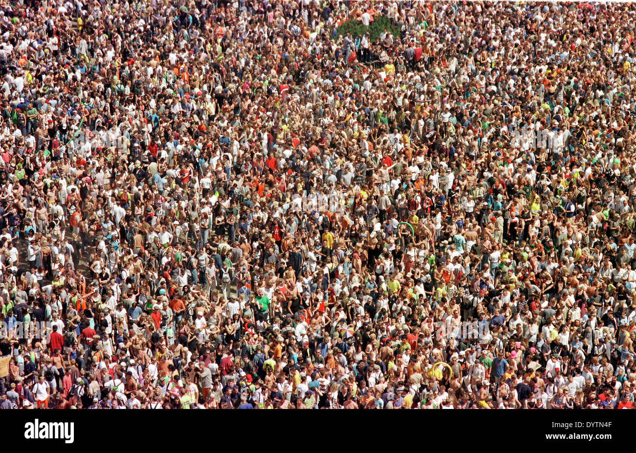 Love parade 1999 -Fotos und -Bildmaterial in hoher Auflösung – Alamy