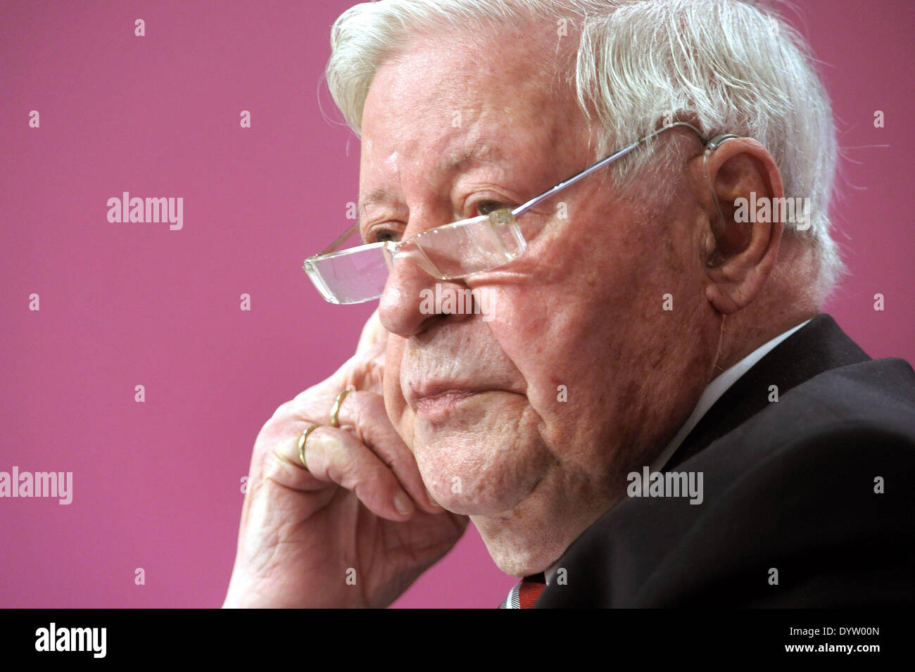 Helmut schmidt bundeskanzler -Fotos und -Bildmaterial in hoher ...