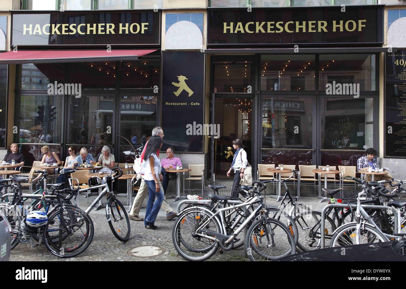 Hackescher hof -Fotos und -Bildmaterial in hoher Auflösung – Alamy