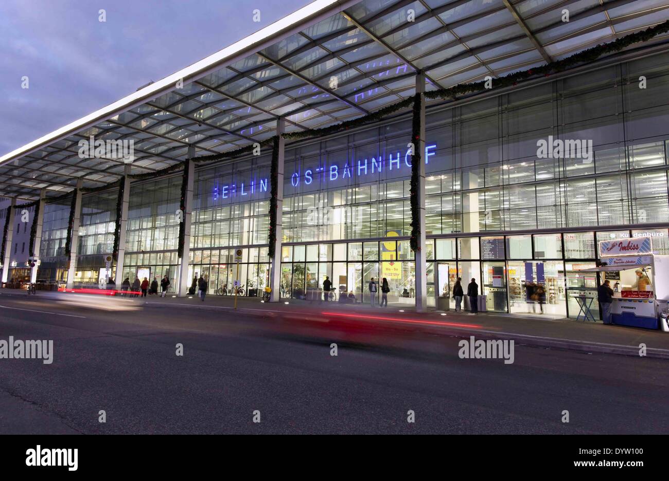 Berlin ostbahnhof -Fotos und -Bildmaterial in hoher Auflösung – Alamy