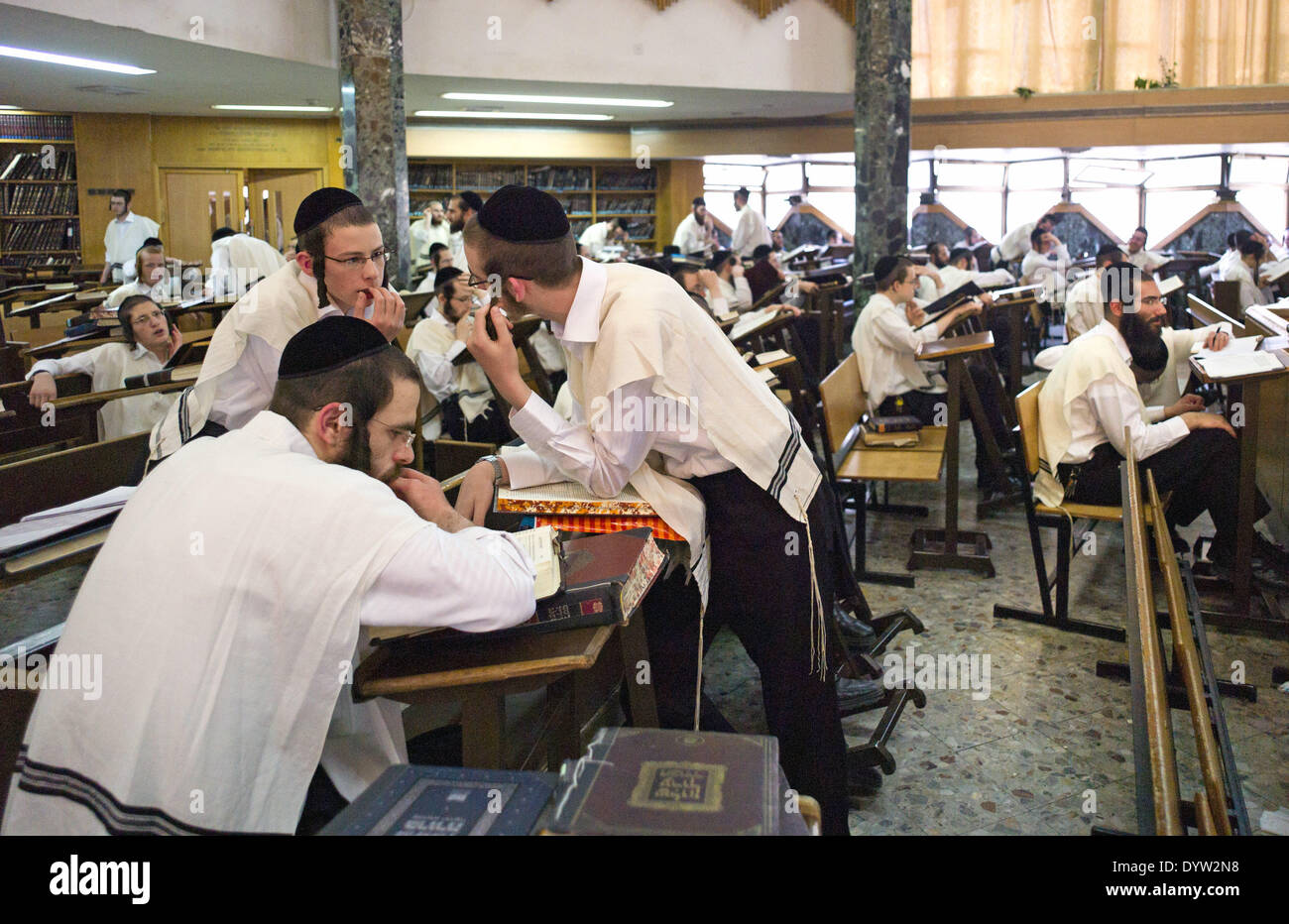 Junge juden -Fotos und -Bildmaterial in hoher Auflösung – Alamy