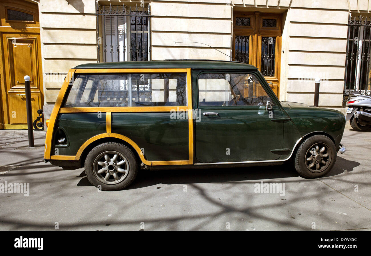 Austin mini 1000 -Fotos und -Bildmaterial in hoher Auflösung – Alamy