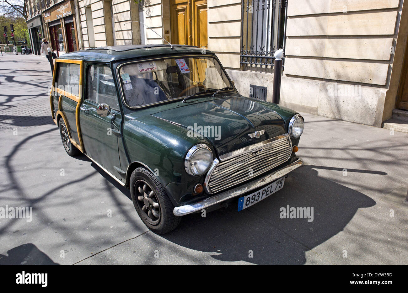 Austin mini 1000 -Fotos und -Bildmaterial in hoher Auflösung – Alamy