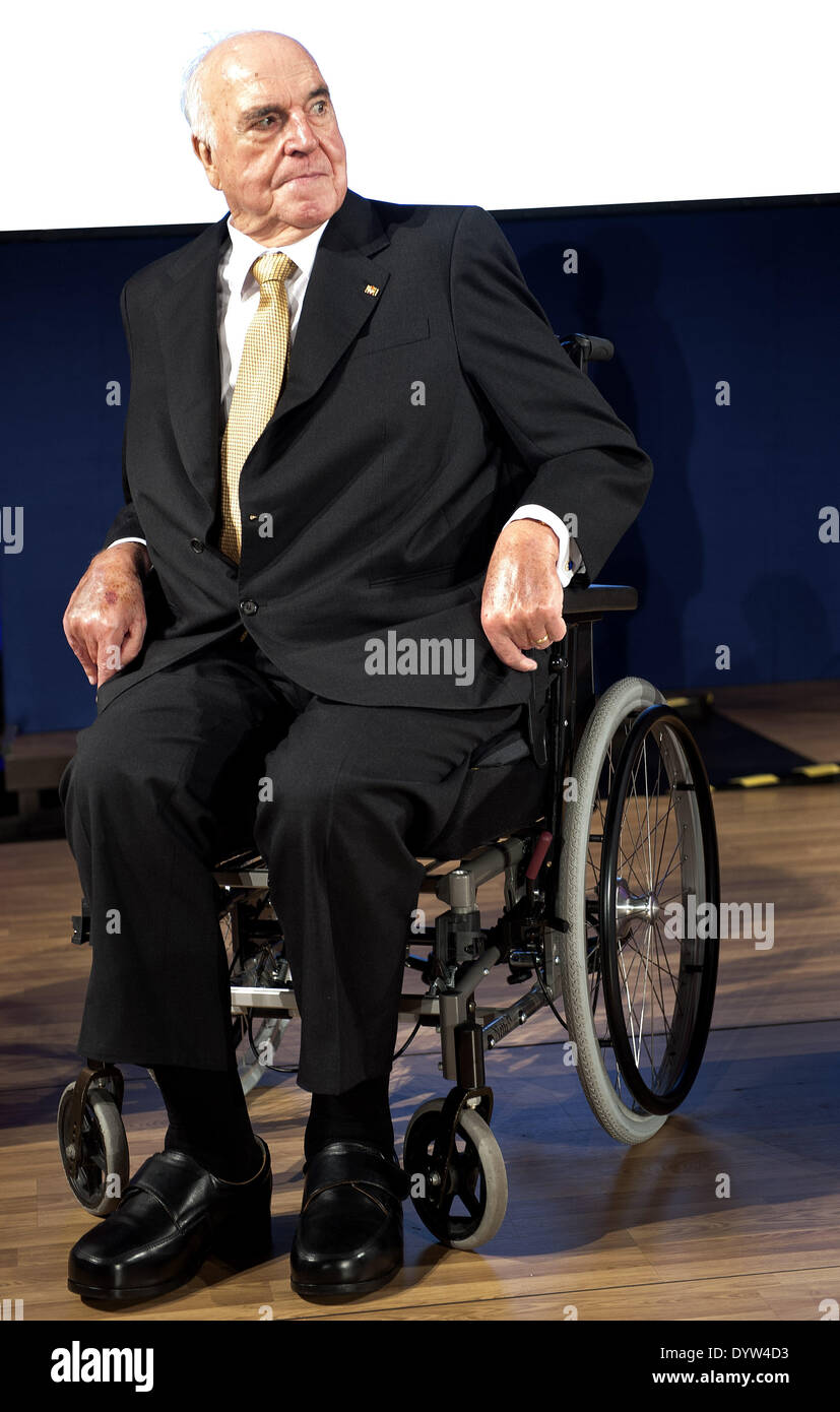 Helmut kohl ehemaliger politiker -Fotos und -Bildmaterial in hoher ...
