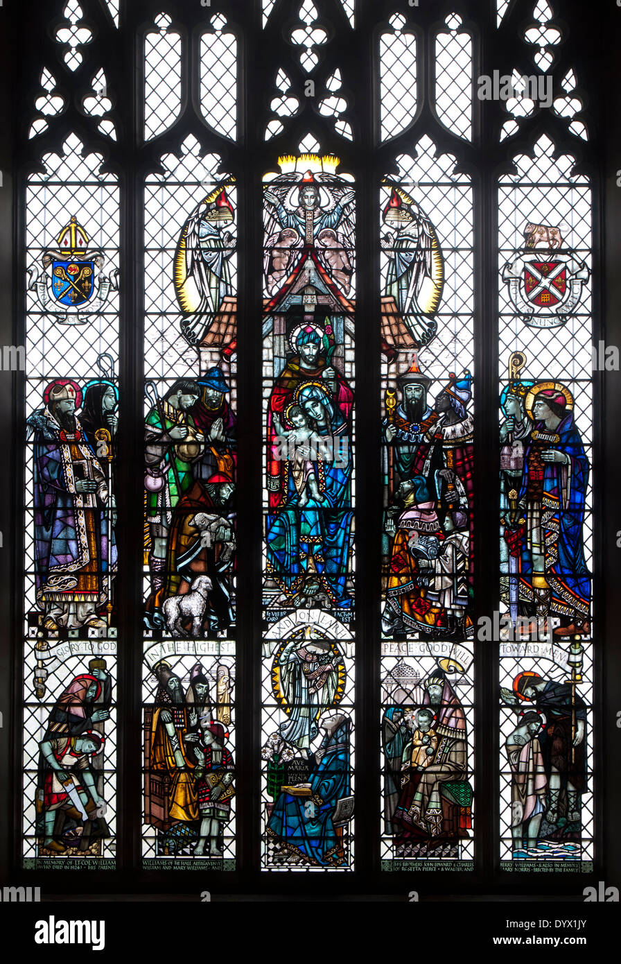 St marys priory abergavenny -Fotos und -Bildmaterial in hoher Auflösung – Alamy