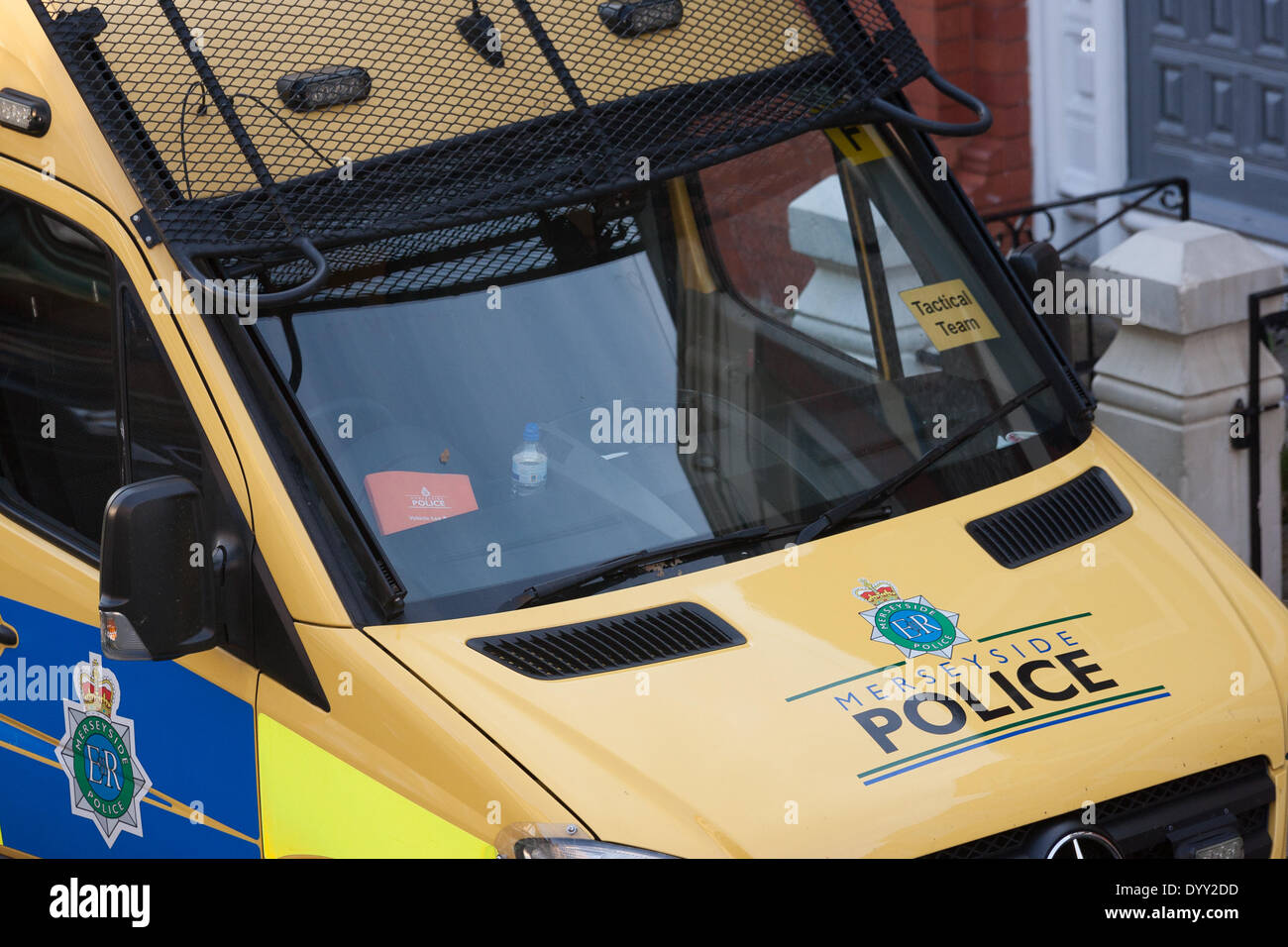 Riot van -Fotos und -Bildmaterial in hoher Auflösung – Alamy